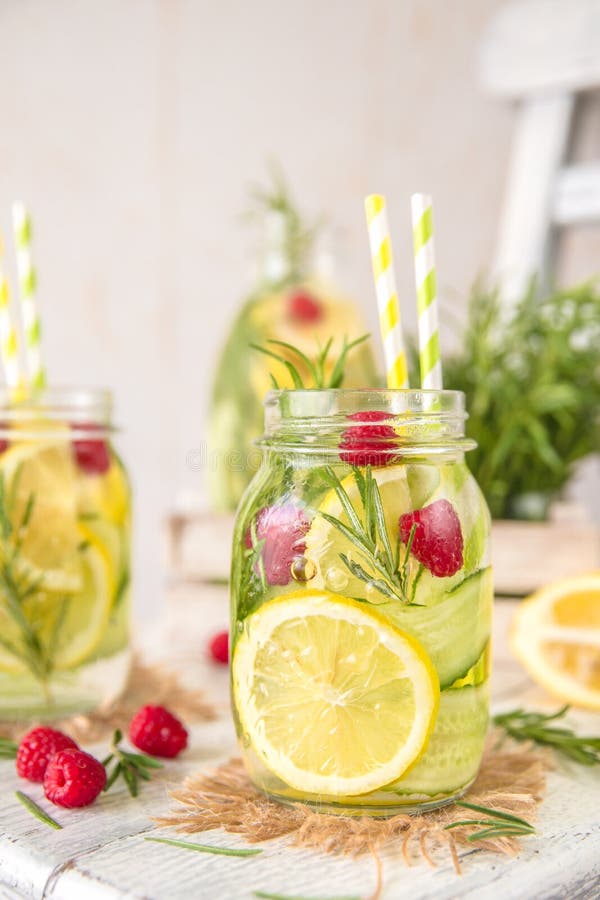 Fruit Infused Detox Water with Lemon, Cucumber, Raspberry and Rosemary ...