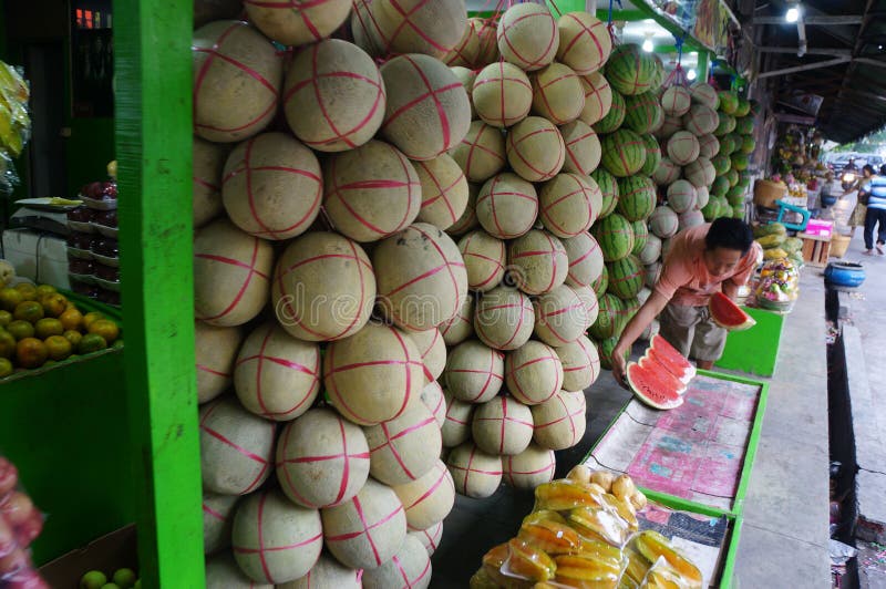 Fruit market editorial stock photo. Image of business - 43022573