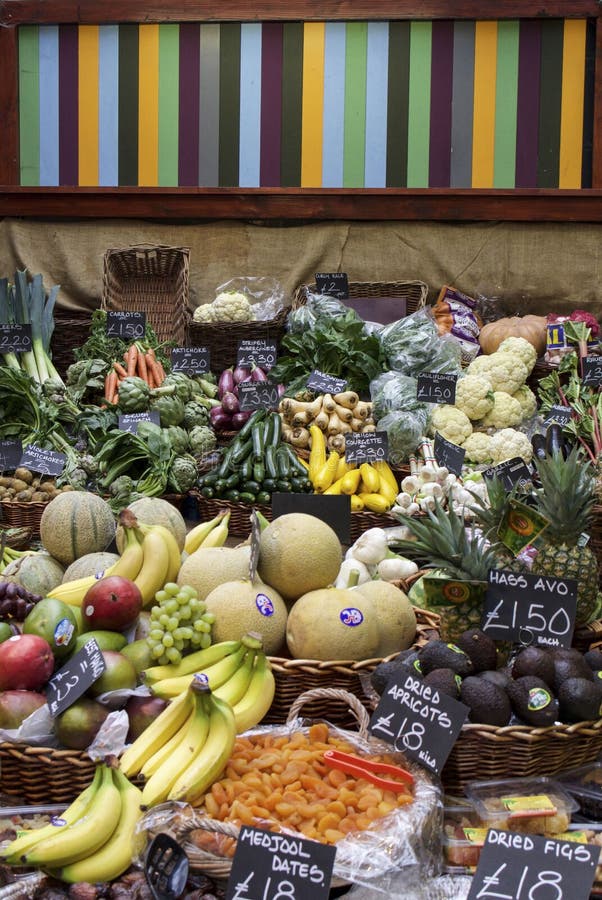 Fruit stall editorial photo. Image of bananas, aprictos - 93124276