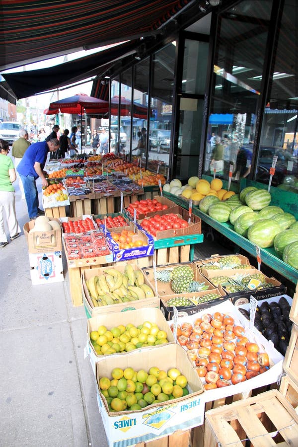 Fruit Stand editorial image. Image of fruits, oranges - 20053850