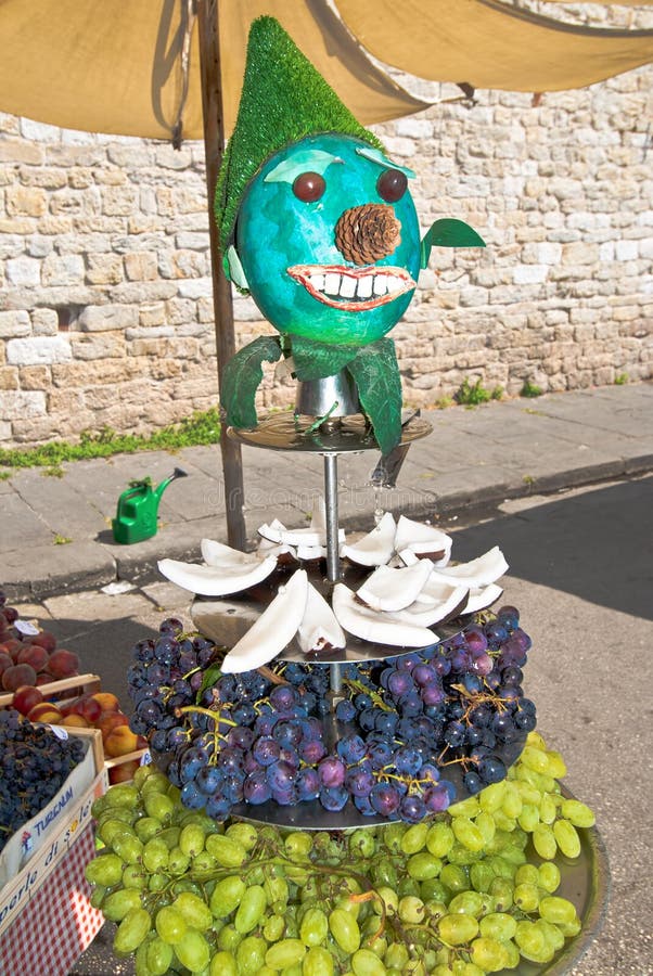 Fruit stand, pisa, italy stock photo. Image of pisa, agriculture - 19773116