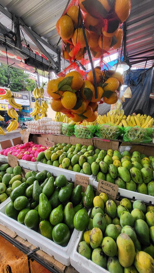 Fruit Store, Addis Abeba, Ethiopia Editorial Stock Image - Image of ...