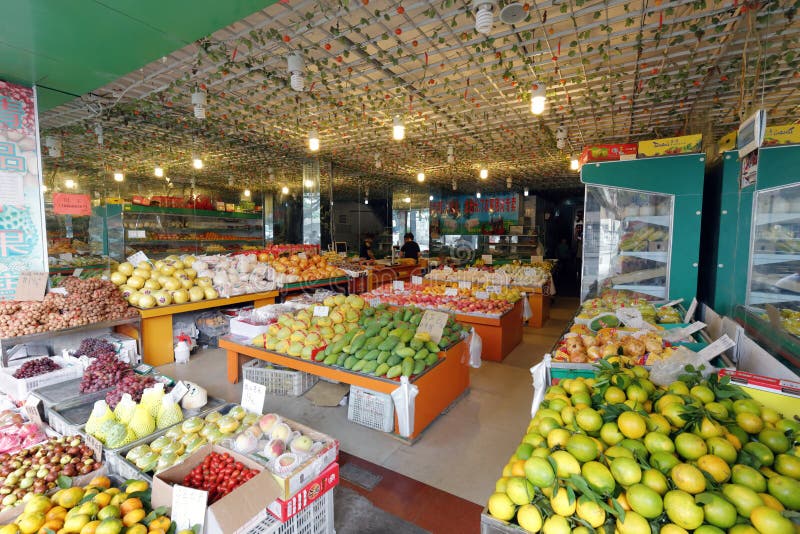 Fruit shop editorial photography. Image of shop, supermarket - 32007727