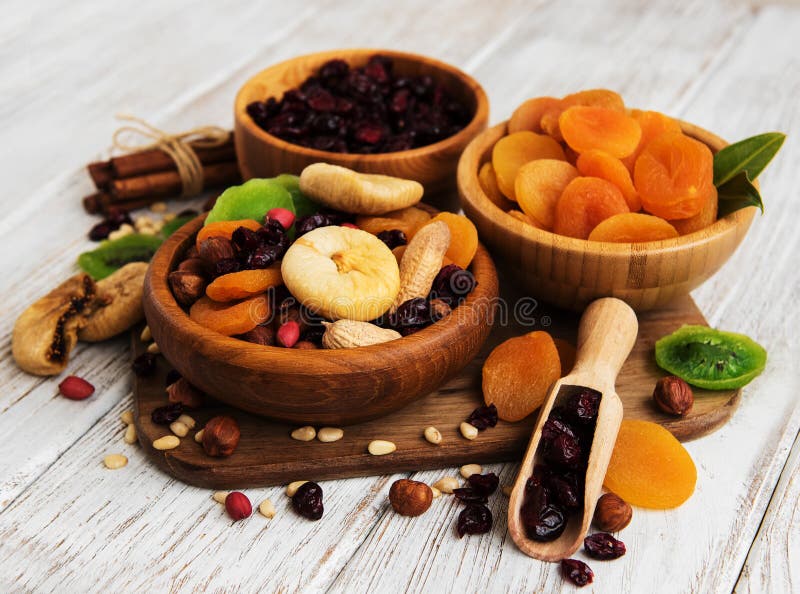 Fruits secs au Maroc photo stock. Image du affaires, sain - 50382430