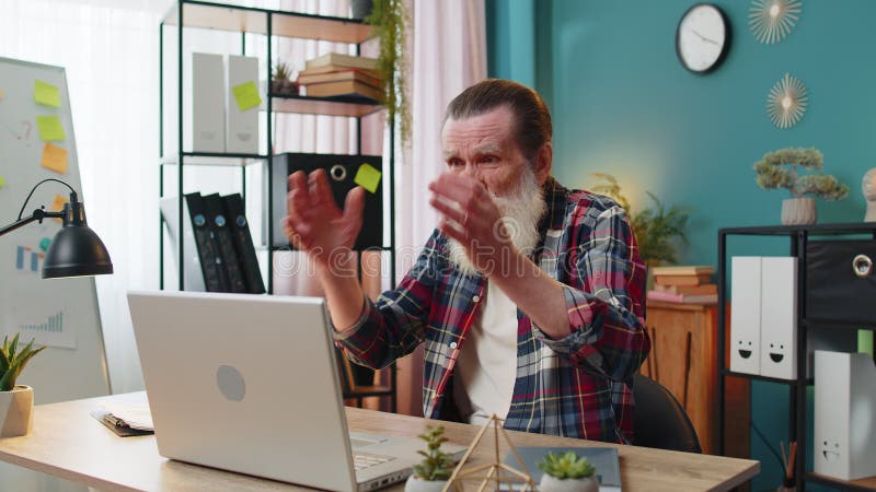 Frustrated Senior Man Having Software Problems with Laptop, Angry Man ...