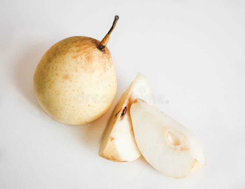 Fruta De La Pera De Nashi En El Fondo Blanco Foto de archivo - Imagen ...