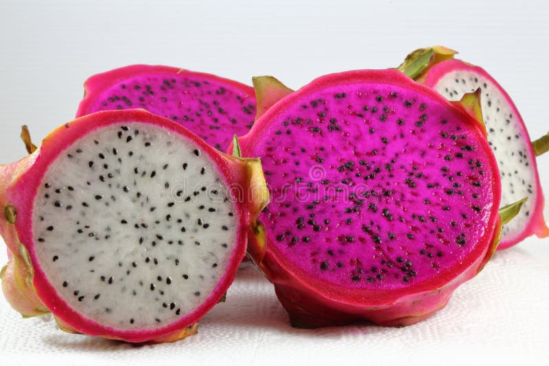 Fruta Roja Y Blanca Del Dragón Foto de archivo - Imagen de fruta ...