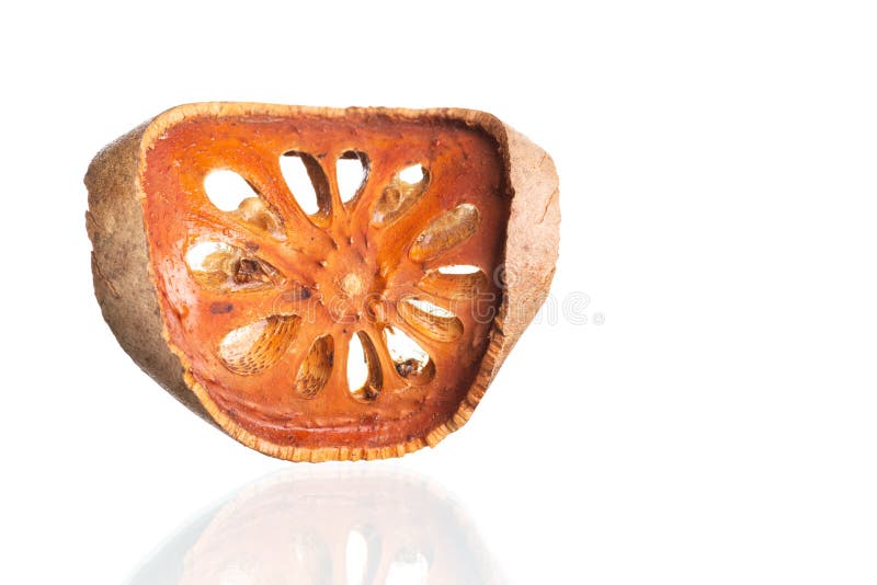 Fruta Seca De Bael - Rebanadas De Fruta Seca De Bael Aislada En Blanco ...