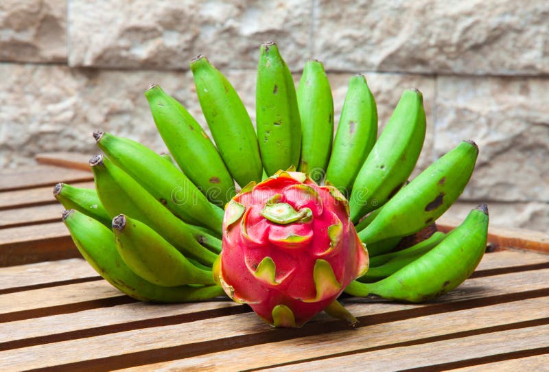 Fruta tropical imagem de stock. Imagem de fundo, bonito - 24522583