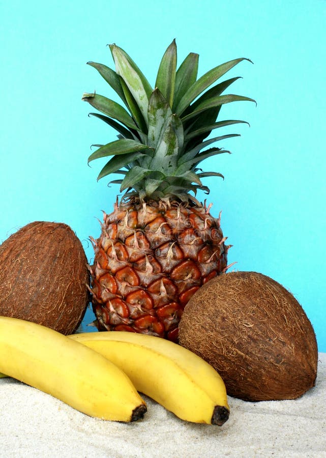 Fruta tropical foto de archivo. Imagen de frugalidad, tropical - 2474190