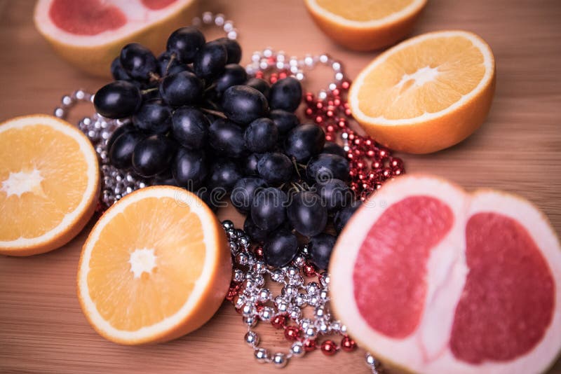 Frutas Clasificadas En Un Fondo Gris Foto de archivo - Imagen de salud ...