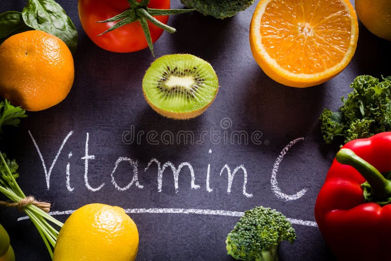 Frutas Y Verduras Ricas En Vitamina C Foto de archivo - Imagen de ...