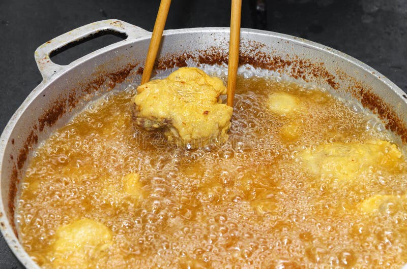 Frying Fish in a Pan with Boiling Oil Stock Image - Image of pintado ...