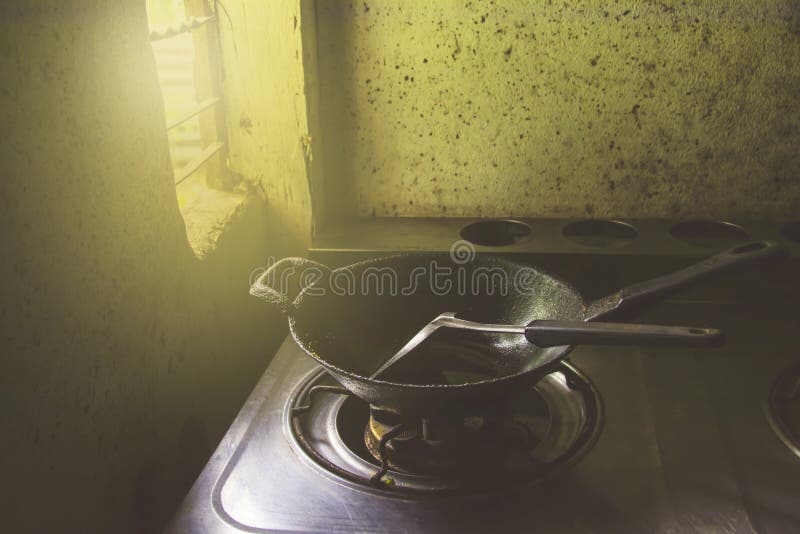 Frying Pan with Flipper in the Kitchen Stock Photo - Image of clean ...