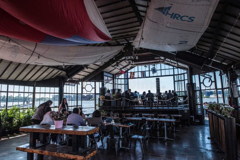 Frying Pan NYC editorial stock image. Image of hudson - 93364059