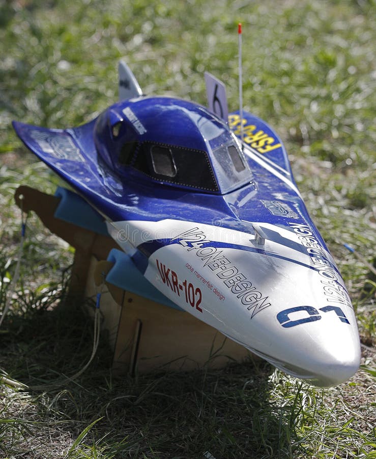 FSR Kategorie rc Boot redaktionelles stockfoto. Bild von baumuster ...
