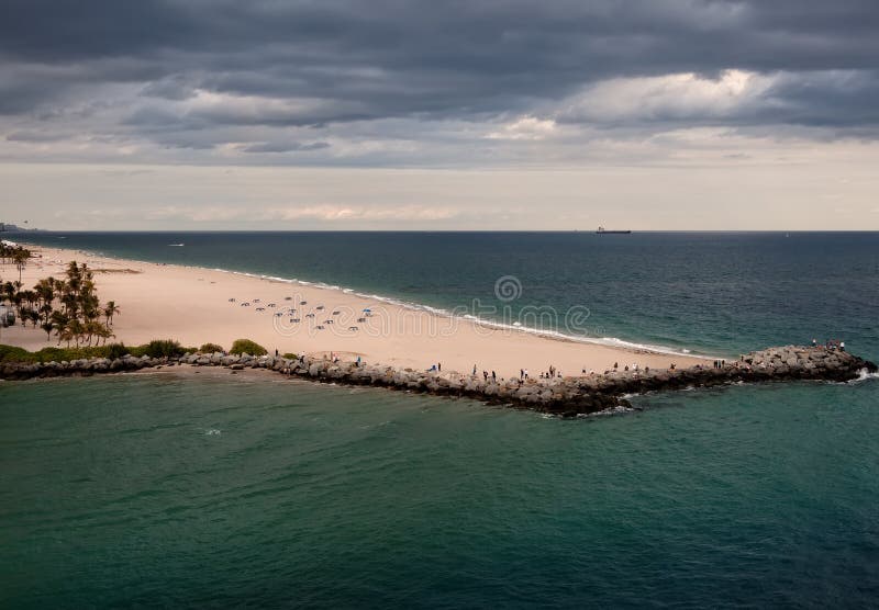 Ft. Lauderdale Beach, Florida Stock Photo - Image of beach, inlet: 68067916