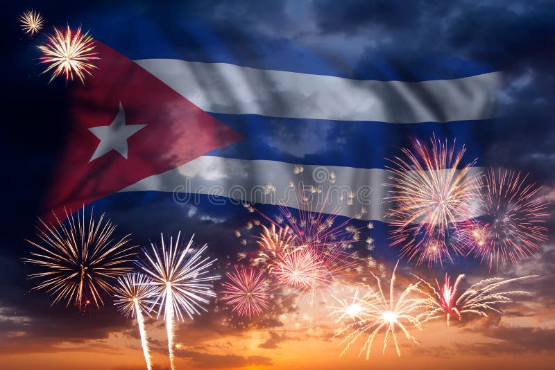 Fuegos Artificiales Y Bandera De Cuba Foto de archivo - Imagen de ...