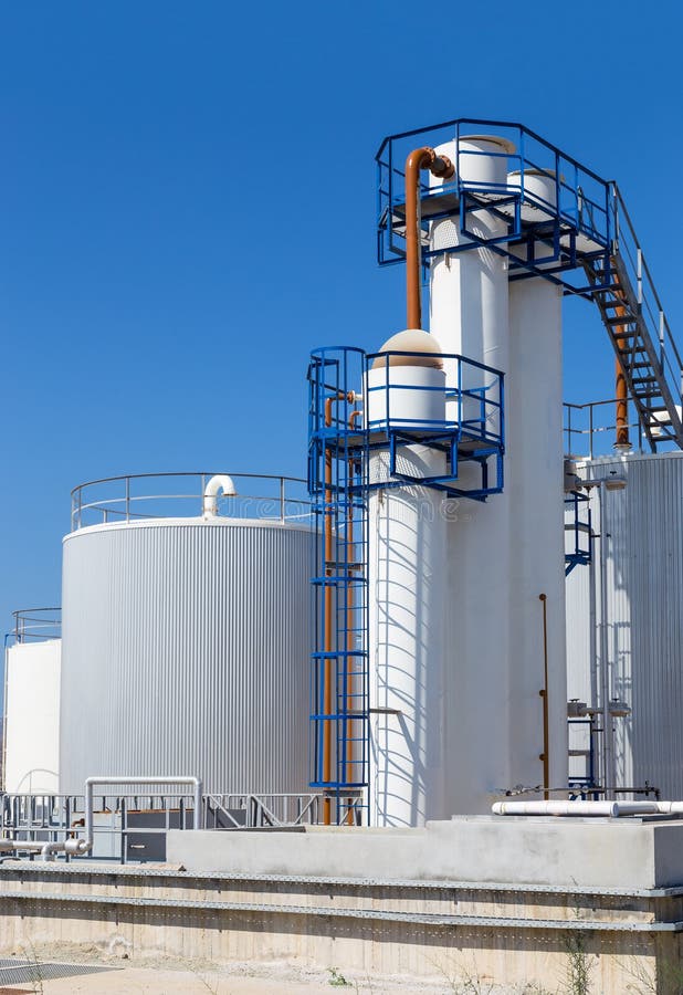 Fuel Storage Tanks in Industry Stock Image - Image of environment ...