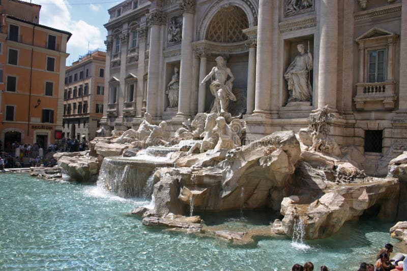 Fuente Roma del Trevi fotografía editorial. Imagen de leyenda - 51366347