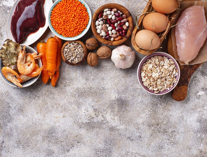 Fuentes De Alimentos Con Minerales De Zinc Foto de archivo - Imagen de ...