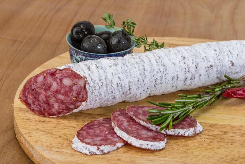 Plakken Van Fuet, Spaanse Genezen Worst Typisch Van Catalonië Stock ...