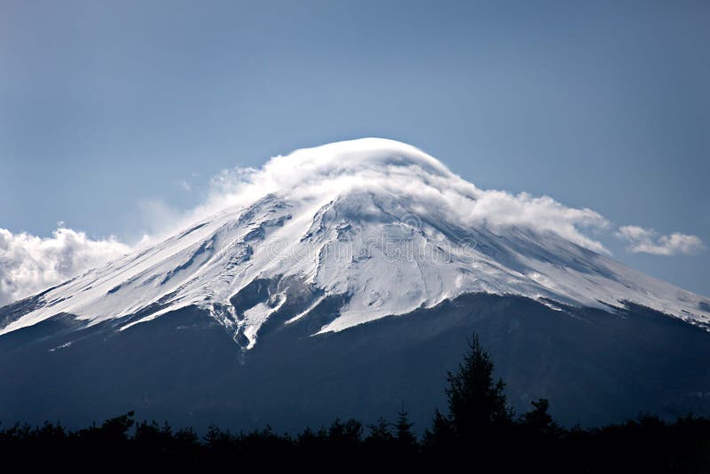 Fuji-Berg stockbild. Bild von schnee, asien, japanisch - 8513485