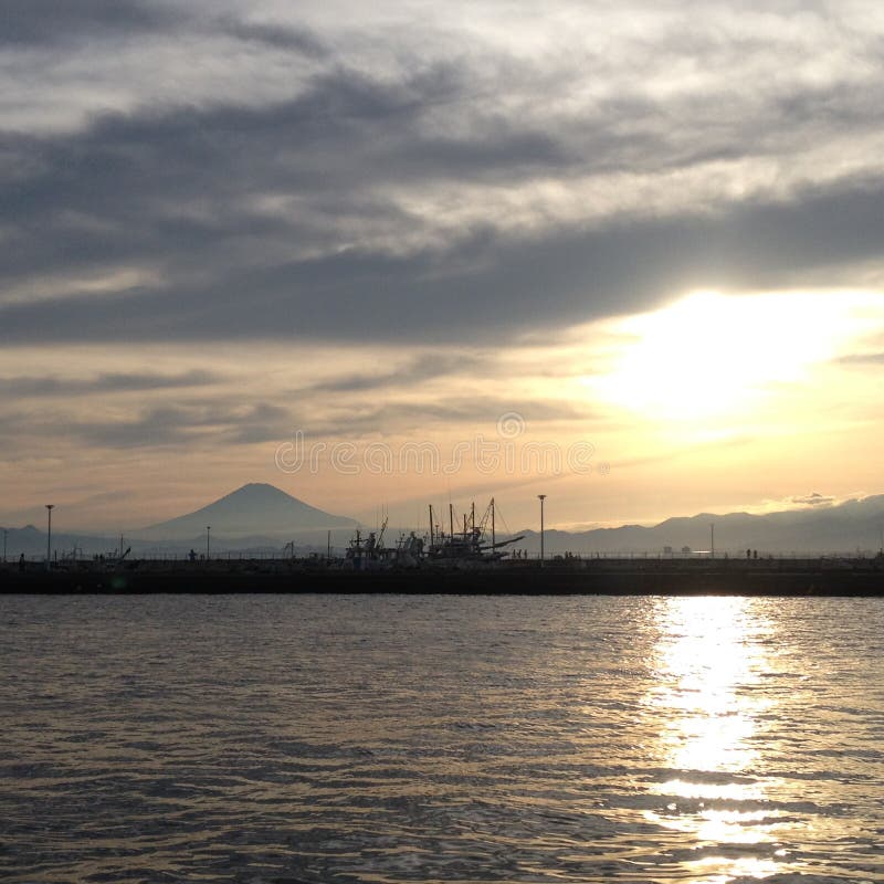 Fujisan stock photo. Image of iconic, evening, dawn, water - 95669600
