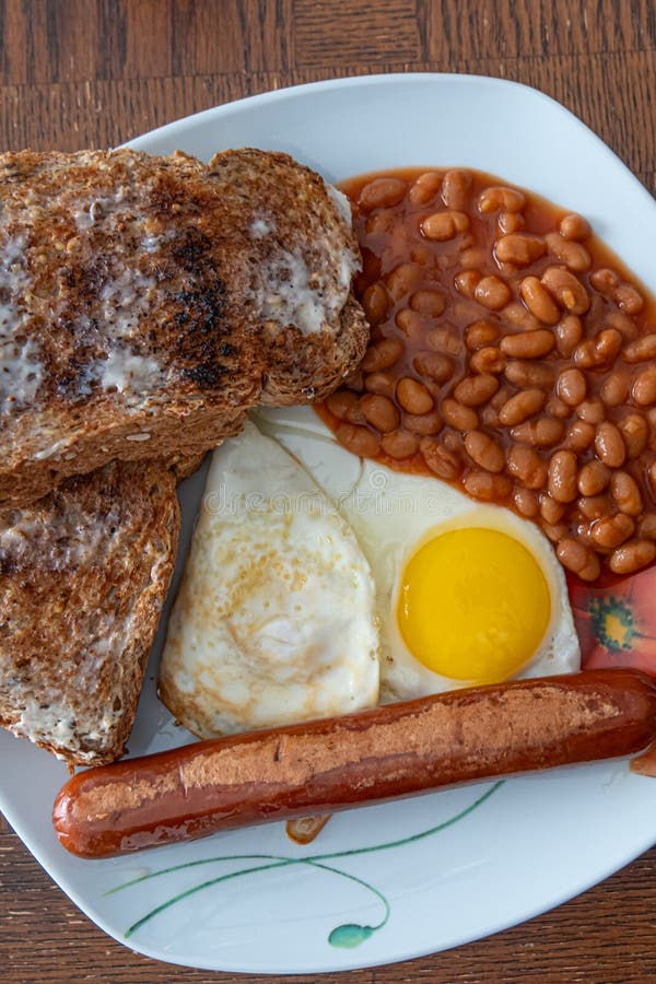 Full English Breakfast Ready To Eat at Home Stock Photo - Image of ...
