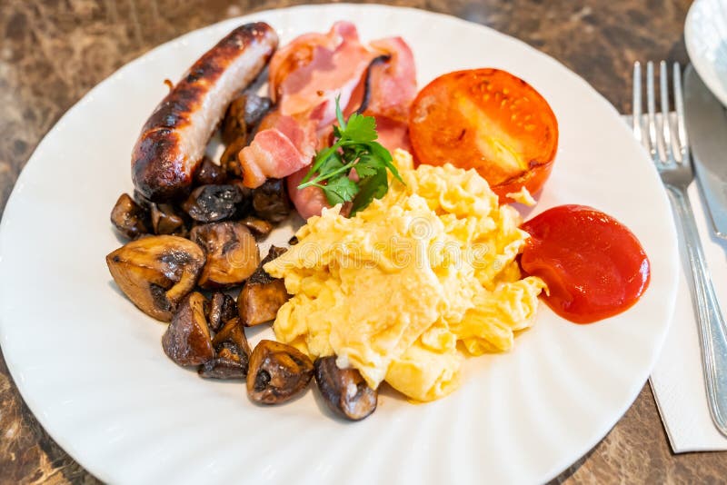 Full English Breakfast stock image. Image of hash, greasy - 123898625