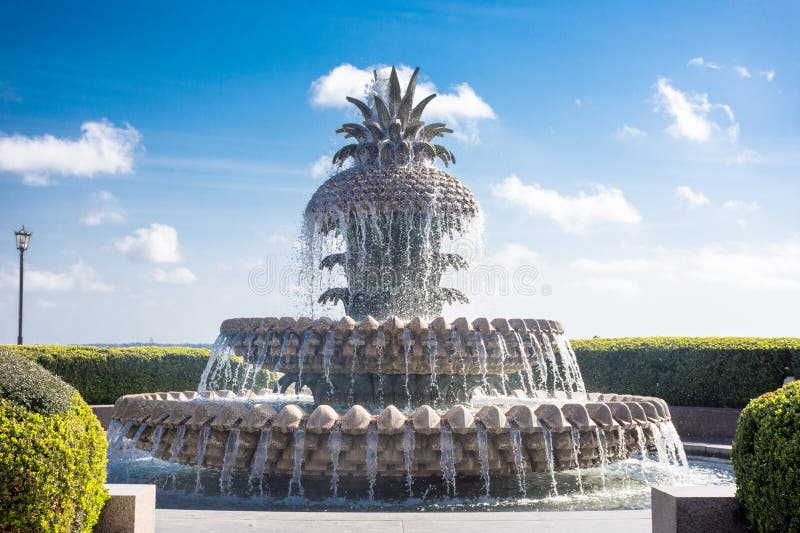 Full Frame View of Pineapple Fountain in Full Sun, Charleston ... Full Frame View of Pineapple Fountain in Full Sun, Charleston ...