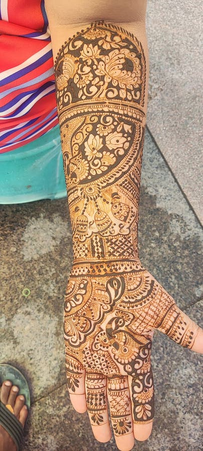 Full Hand Mehandi Designs Arabic Stock Image - Image of pattern, iron ...