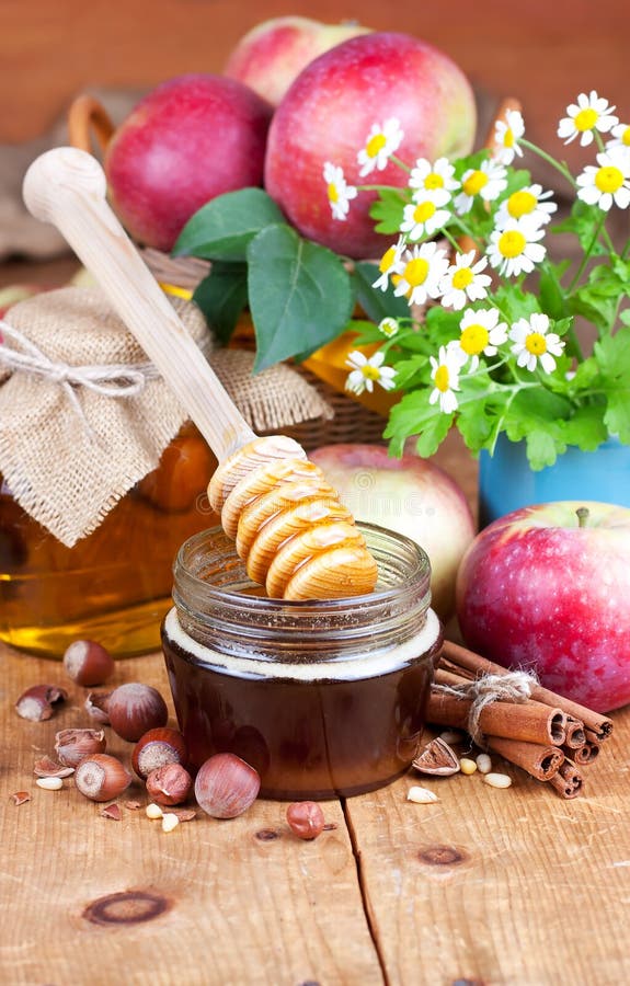 Honey Pot Picture. Image: 20013845