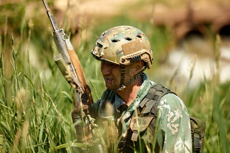 Full Military Experience - One Day Commando - Running through the Water ...
