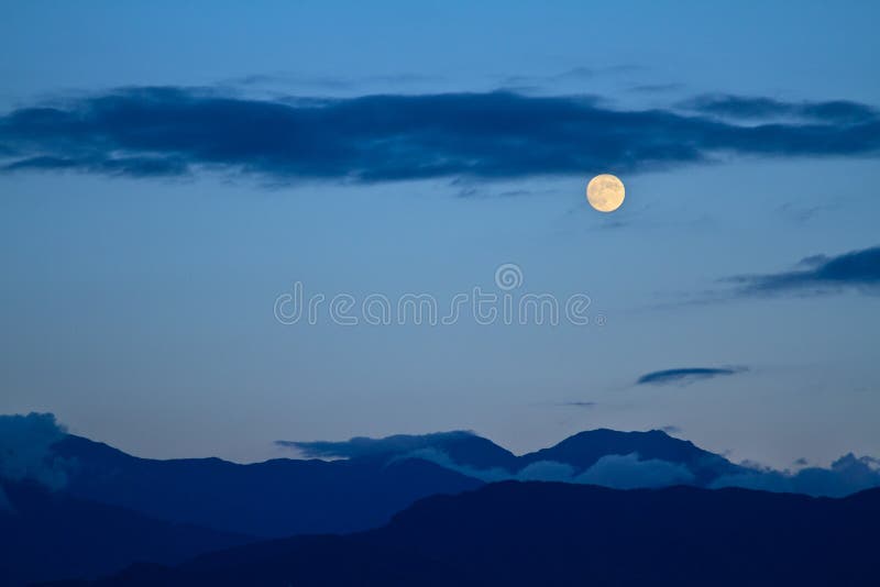 Full Moon Over Alaska Range Stock Image - Image of winter, light: 396733