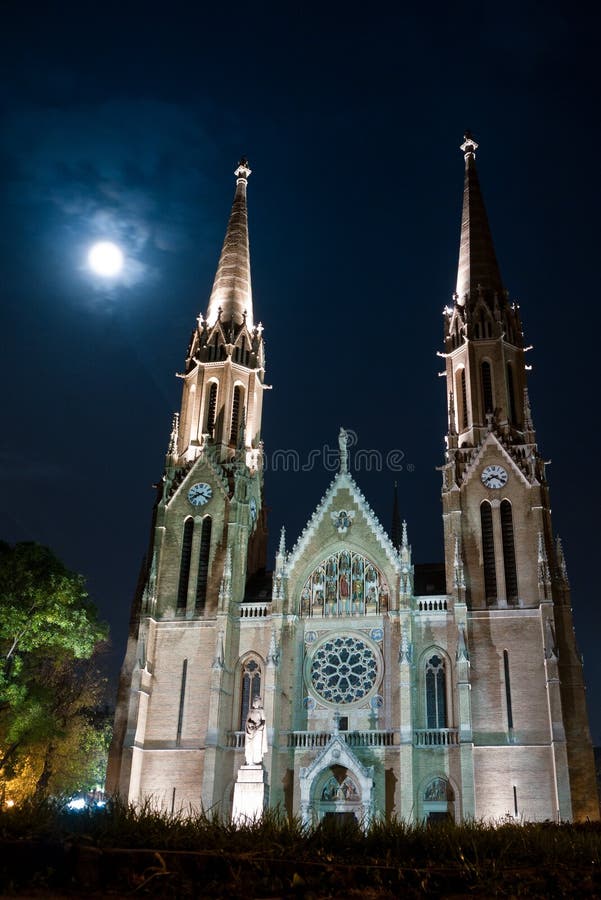 Full Moon Church of Budapest Stock Photo - Image of capital ...