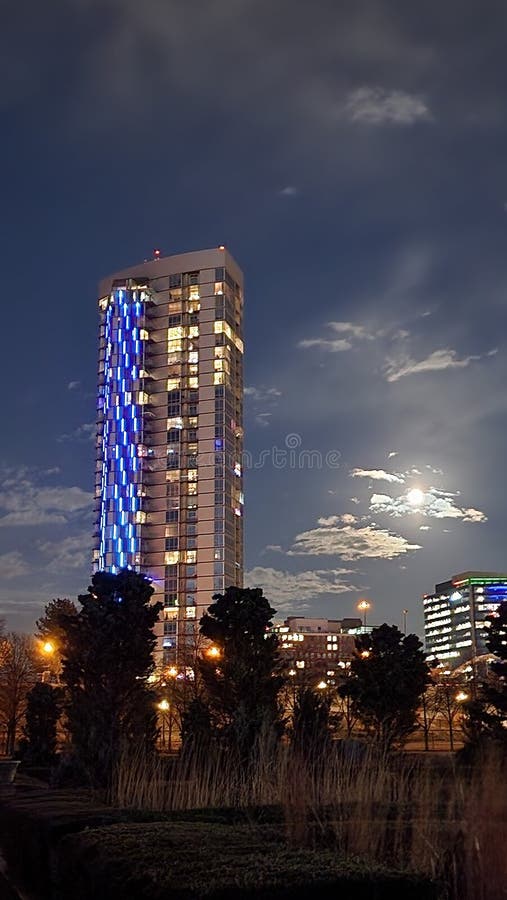 Full Moon Downtown Denver Colorado Stock Image - Image of skyline ...