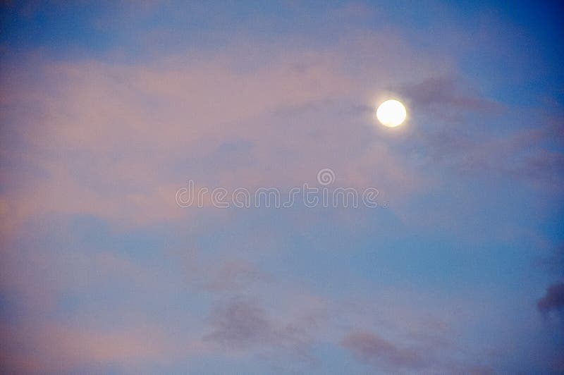 Full moon early evening stock image. Image of moon, view - 357518797