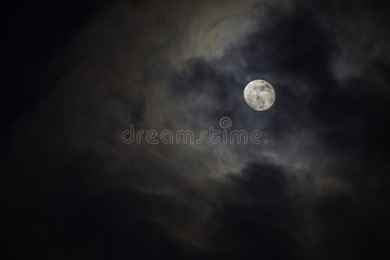 Full Moon in the Middle of Clouds Stock Photo - Image of circle, dusk ...