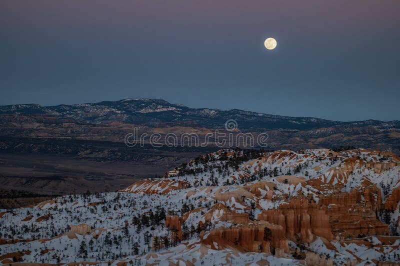 Full Moon Over Bryce Canyon National Park Stock Photo - Image of ...