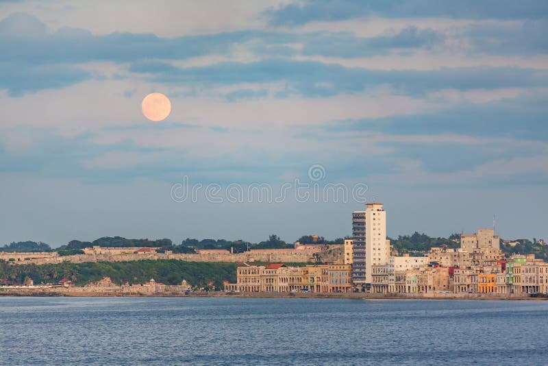 Moon over Havana, Cuba stock photo. Image of latin, cuban - 189852376