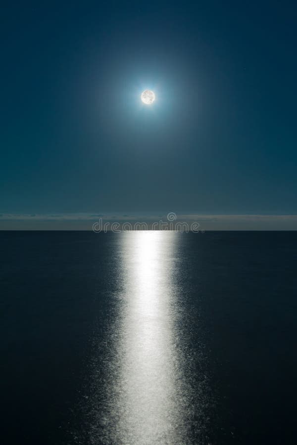 Full moon over sea stock image. Image of disk, mystic - 104237025