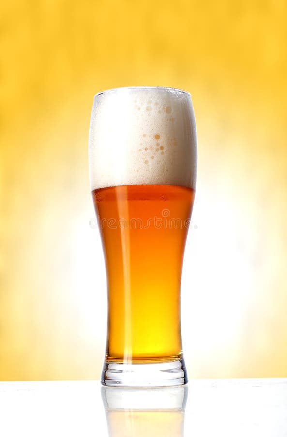Full pint of beer stock image. Image of yellow, cold - 128042377