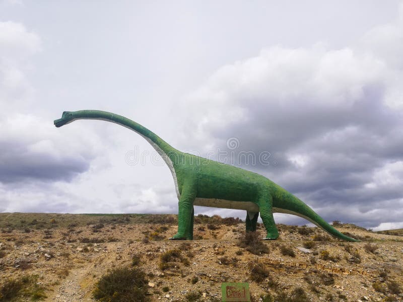 Full-size Statue Recreation of a Diplodocus Dinosaur Editorial Stock ...