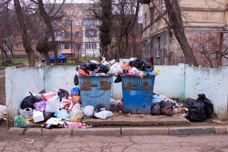 Full Trash Can. Trash Can Filled with Trash. Trash Can Packed To ...