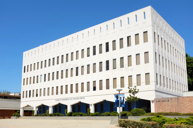 FULLERTON CALIFORNIA - 22 MAY 2020: the College of Engineering and ...