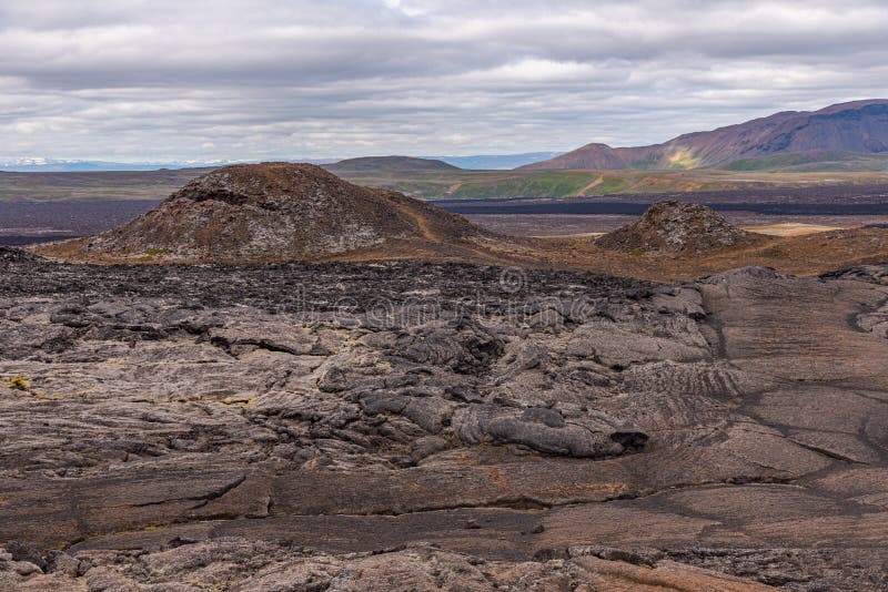 Fumarolas Y Piscinas De Lodo En El Hverir Islandia Imagen de archivo ...