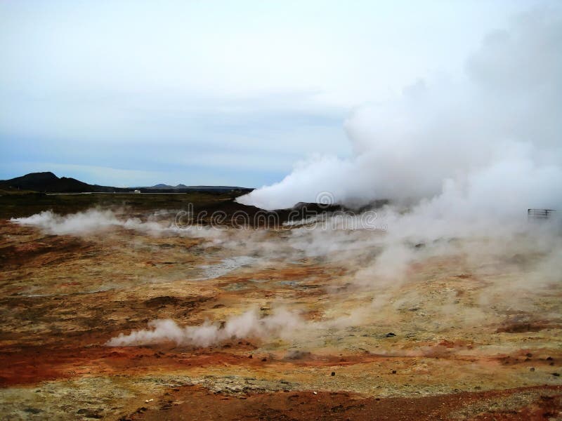 Fumarolen Bei Gunnuhver (Reykjanes-Halbinsel, Island) Stockfoto - Bild ...