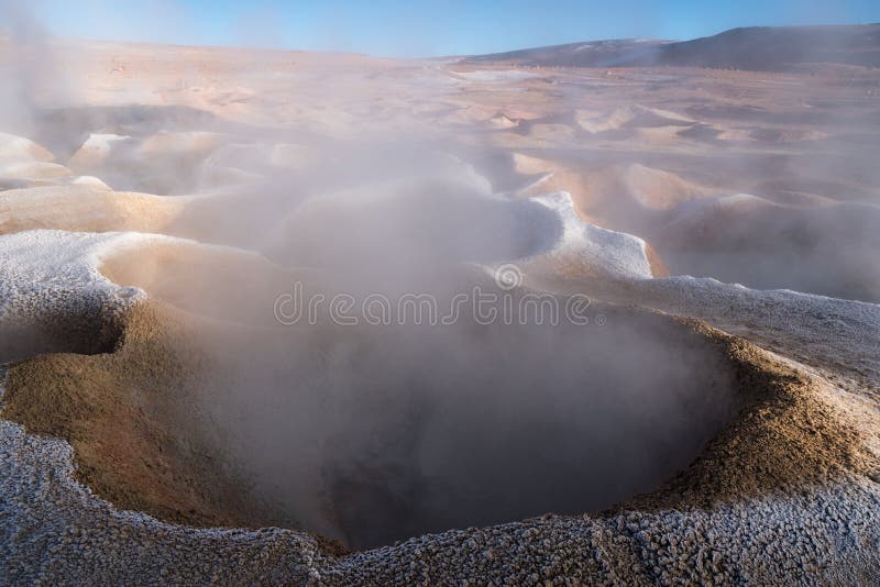 Fumaroles foto de archivo. Imagen de primer, lava, calor - 96276466