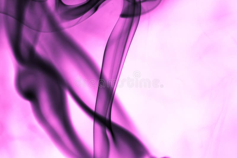 Fumo Cor-de-rosa No Fundo Branco Foto de Stock - Imagem de permanganato ...